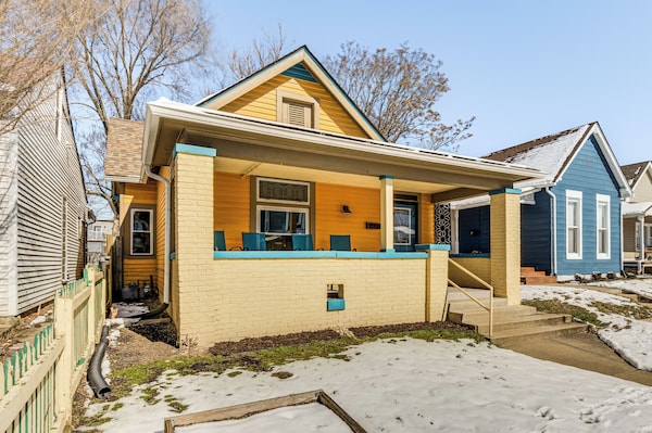 Retro-inspired Indy Home: Walk To Fountain Square! - Indianapolis, IN