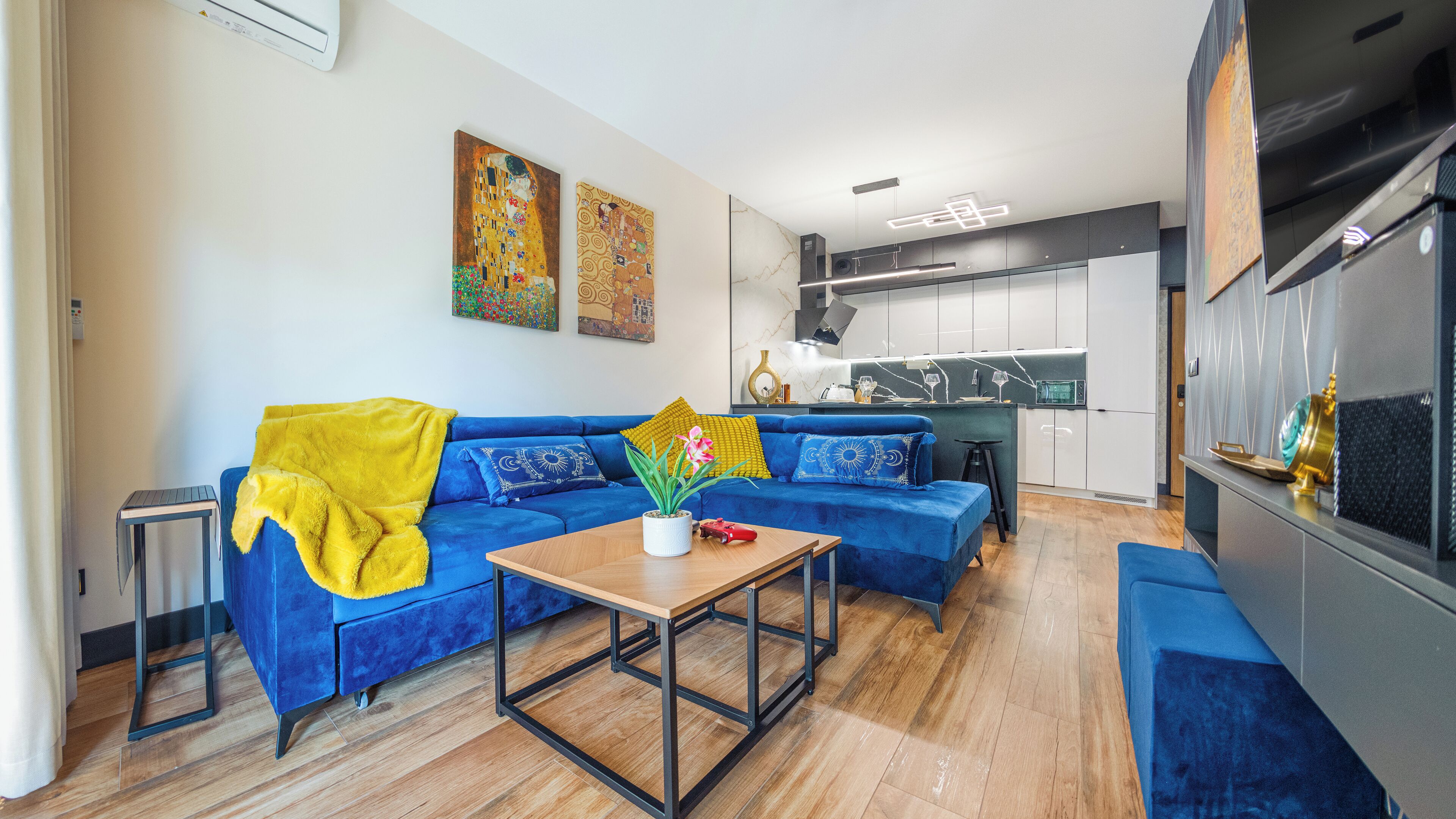 Apartamento (A 104) | Sala de estar | TV de ecrã plano 