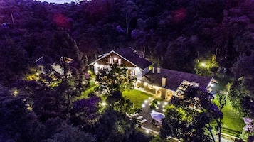 Fachada da propriedade