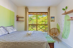 3 quartos, cortinas/cortinados opacos, ferro/tábua de engomar 