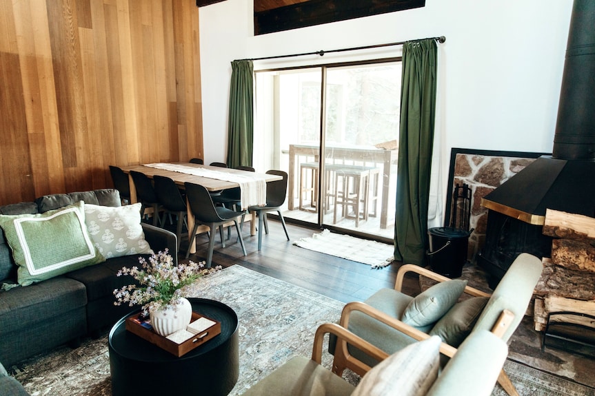 Perfect Group Getaway, 5 Minutes From Ski Resort! - Lake Tahoe