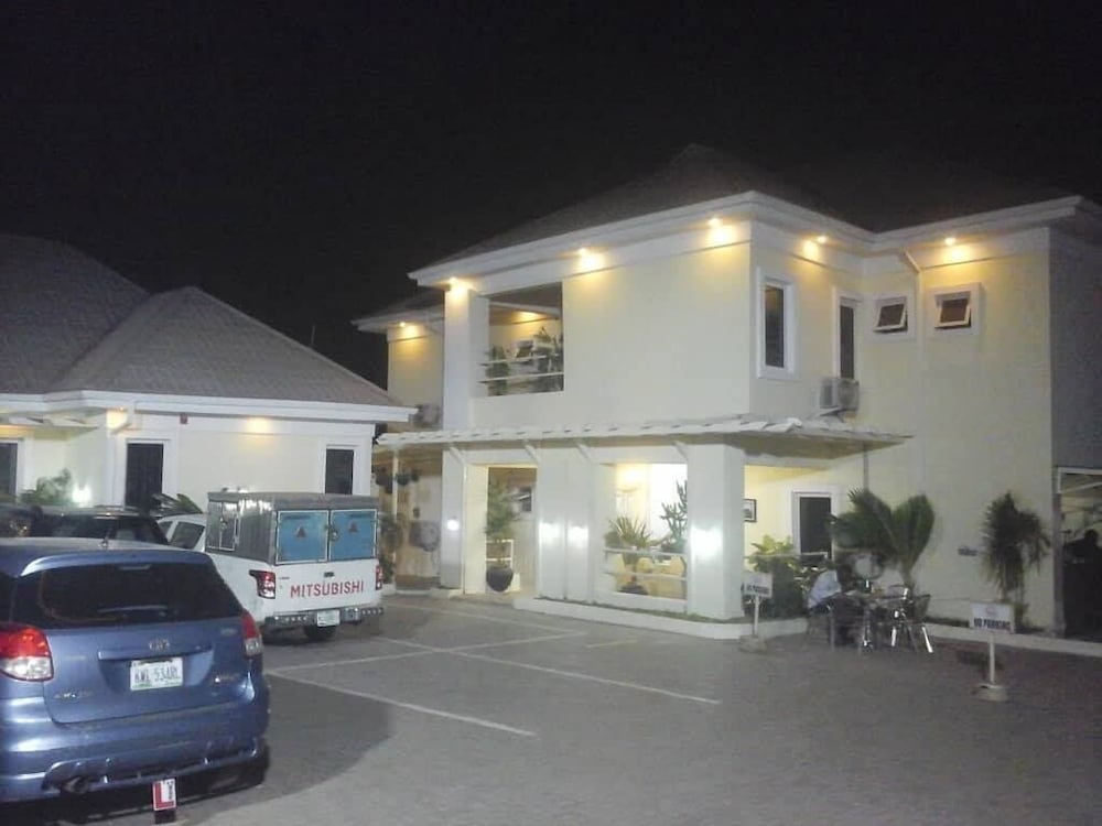 1314 Hotels & Suites Abuja - Abuja