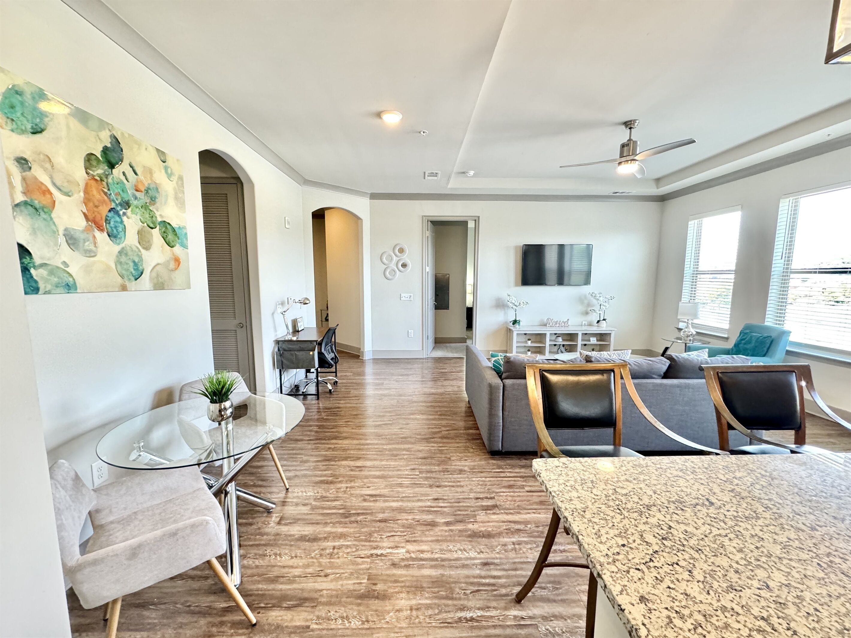 Buckhead Oasis - Spacious 2bd, 2ba With Private Balcony - Decatur, GA