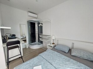 Suite-Estúdio Comfort | Quartos insonorizados, Wi-fi grátis, roupa de cama fornecida