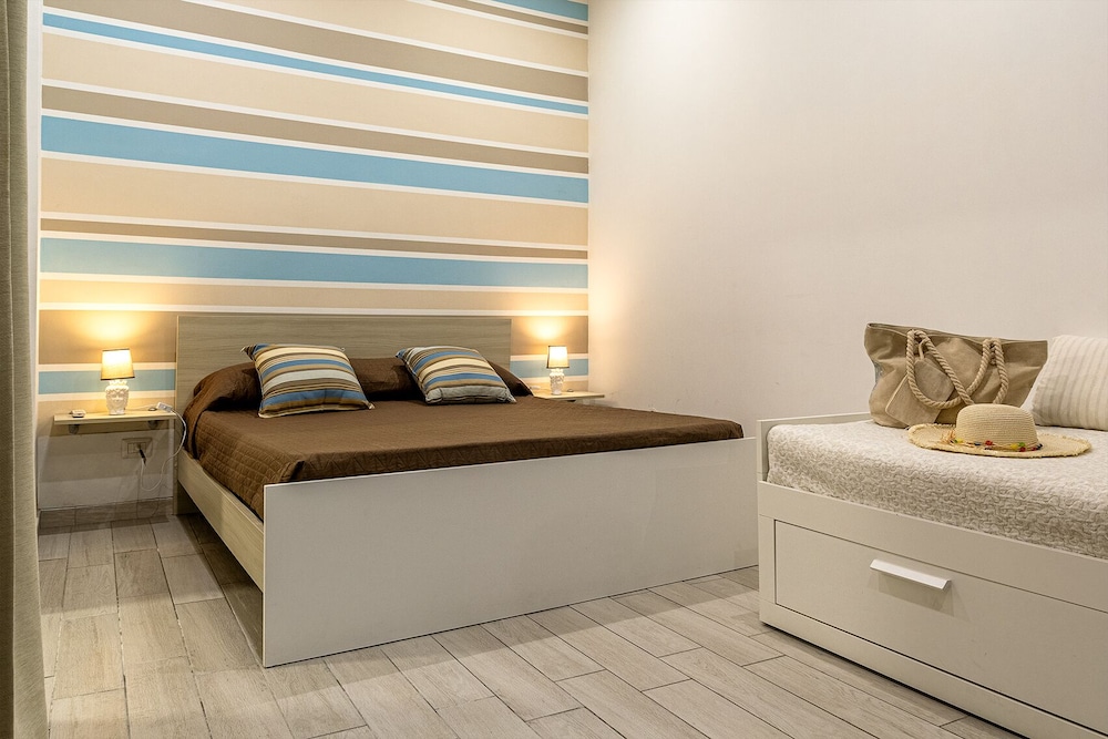 Appartamento vacanze Casa Viola - Giardini Naxos | Vrbo