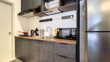 Apartamento premier | Cozinha compartilhada | Geladeira, micro-ondas, chaleira elétrica