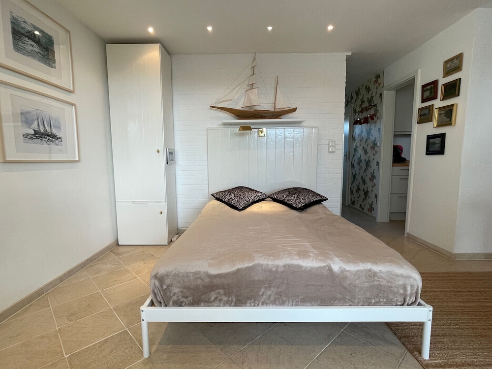 Holiday Home 'Strandgut' With Private Terrace, Private Garden And Wi-fi - Rostock