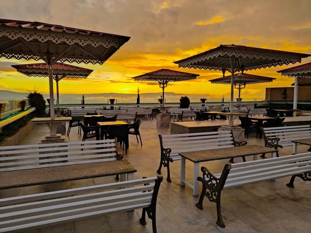 Hotel Acropolis - Shillong