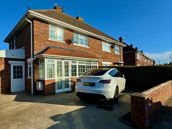 Sandringham House Serene Escape Cottage - Cleethorpes