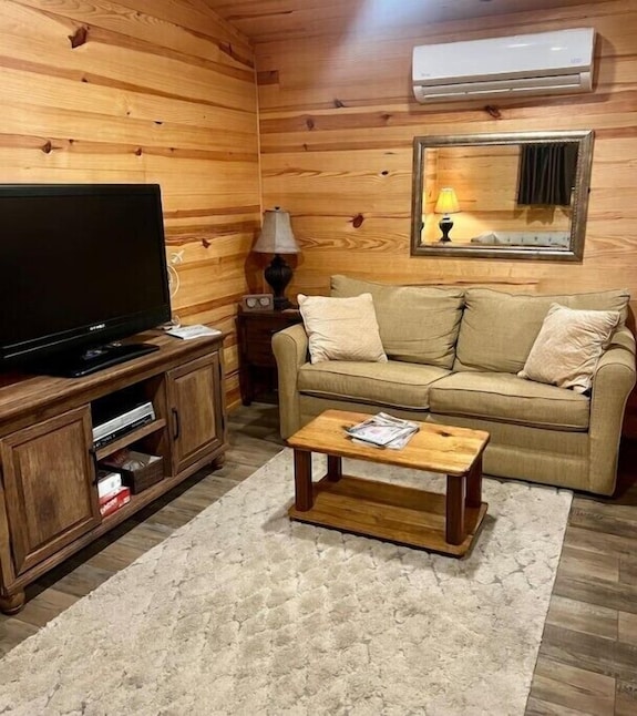 Cozy Cabin On Lake Ludwig With A Nice View Of The Lake. Pet Friendly! - Arkansas