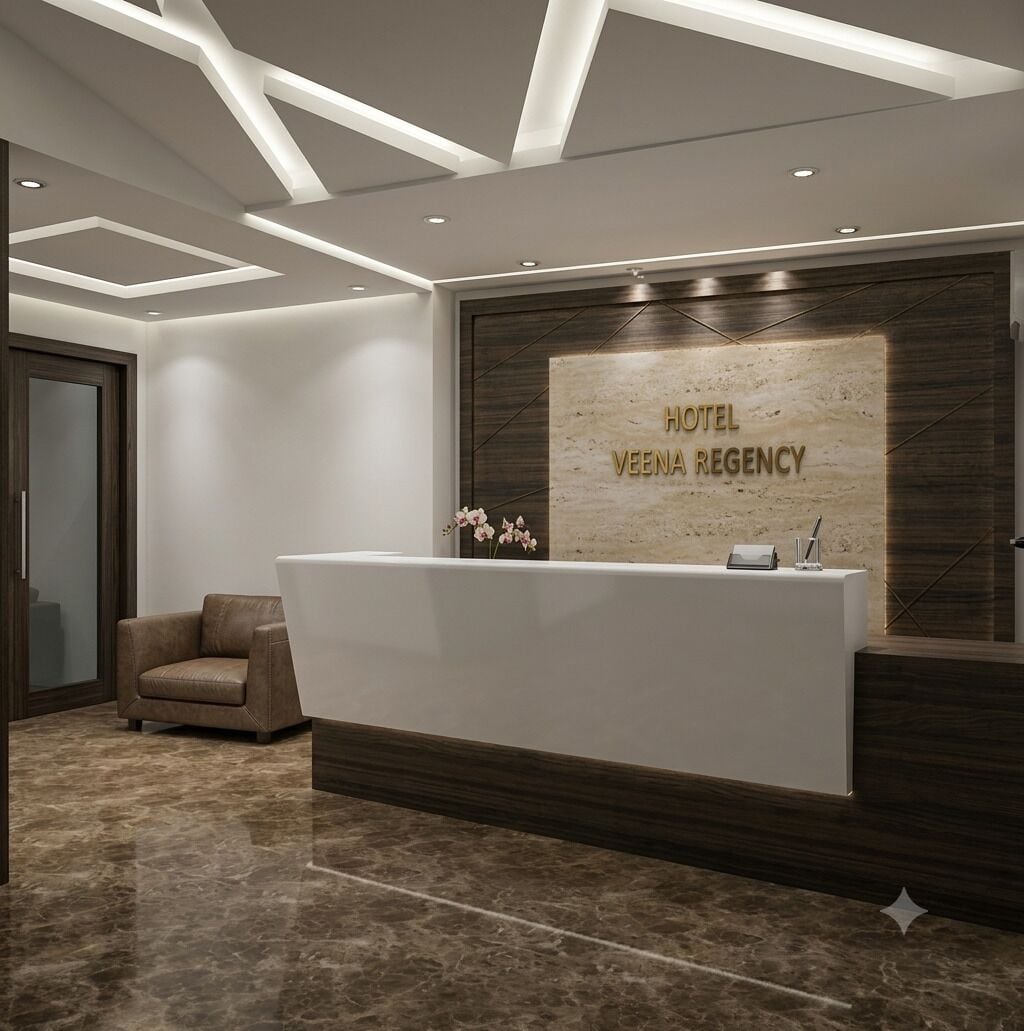 Uma receção de hotel com design moderno, parede de destaque em madeira e área de receção com uma cadeira e uma pequena mesa.