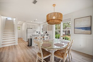 Casa, 3 quartos | Restaurantes