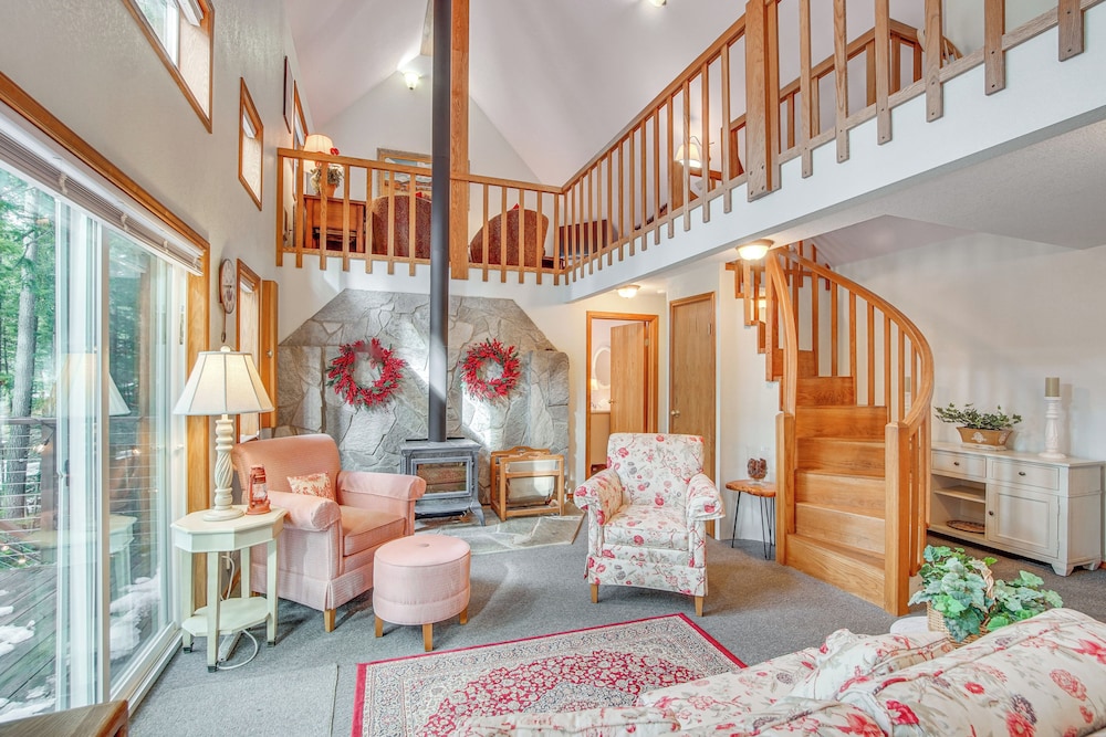 Washington Mountain Cabin: 1 Mi To Lake Cle Elum - Roslyn, WA