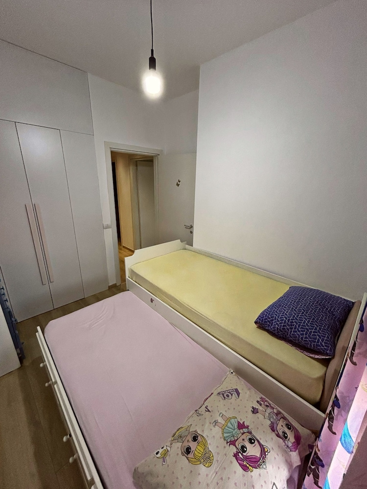 Fia Rentals Tirana 11 - Top Floor - Tirana