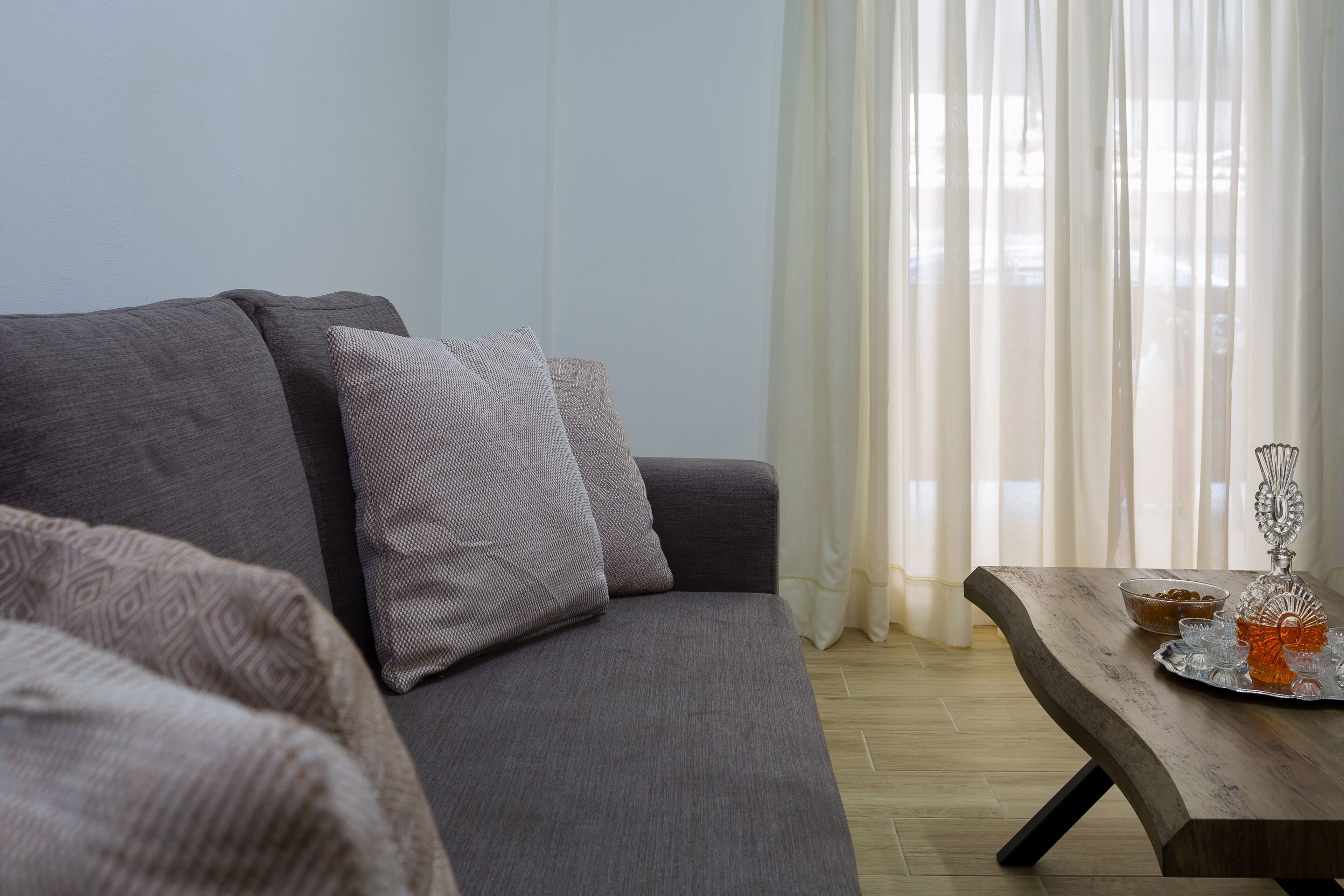 Apartamento urbano | Área de estar | TV de tela plana