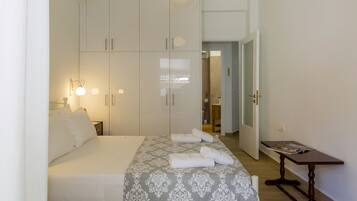 Apartamento Cidade | 1 quarto, secretária, quartos insonorizados, ferro/tábua de engomar