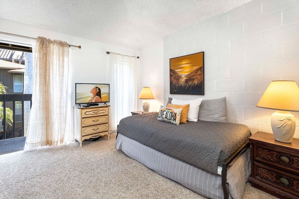 Malia Kai#5: Beautiful Townhome In Heart Of Kona Town: Walk To Everything! - Kailua-Kona, HI