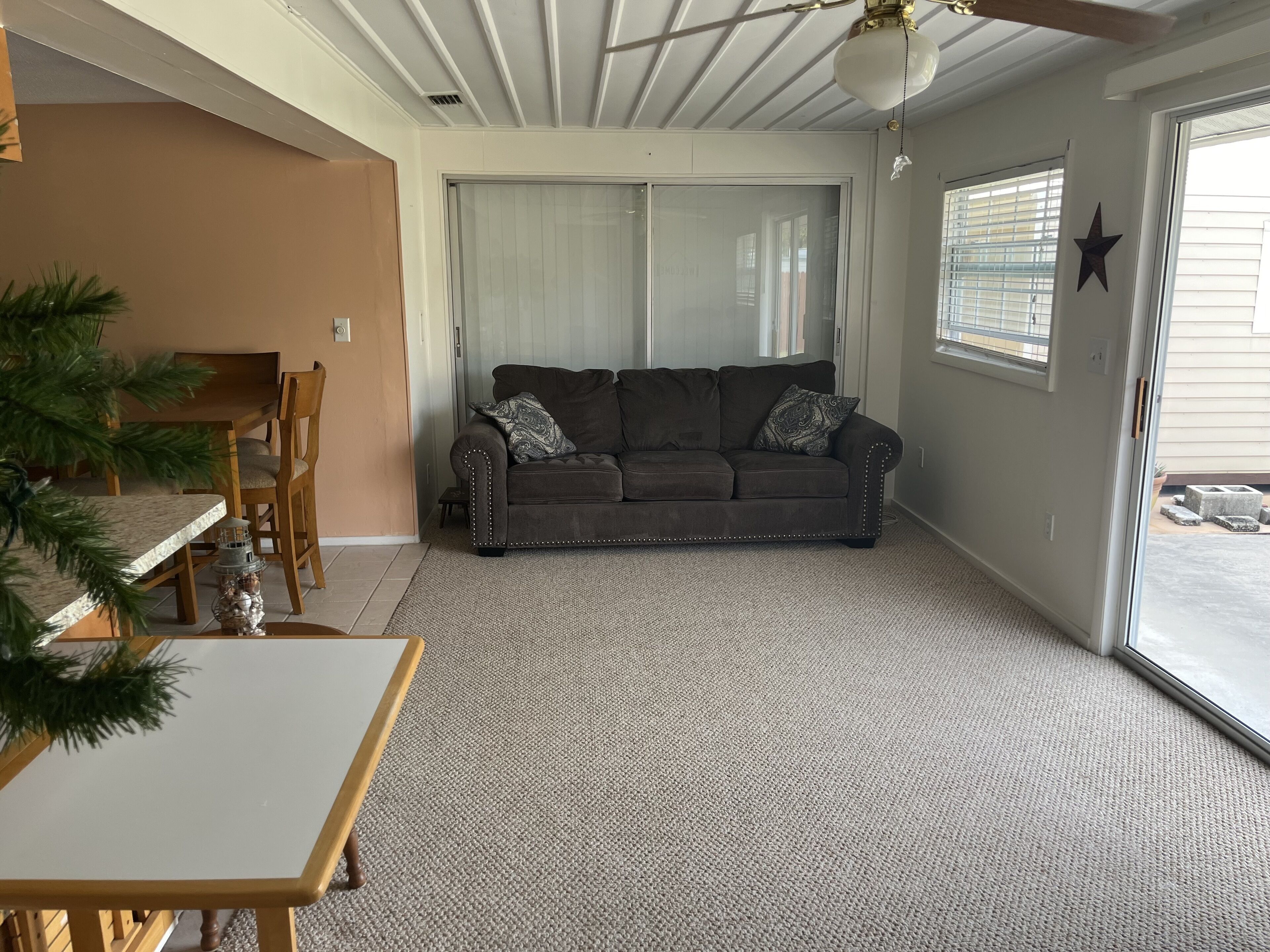 2 Bedroom Retreat In Quiet Neighborhood - Sleeps 6 - Port Charlotte, FL