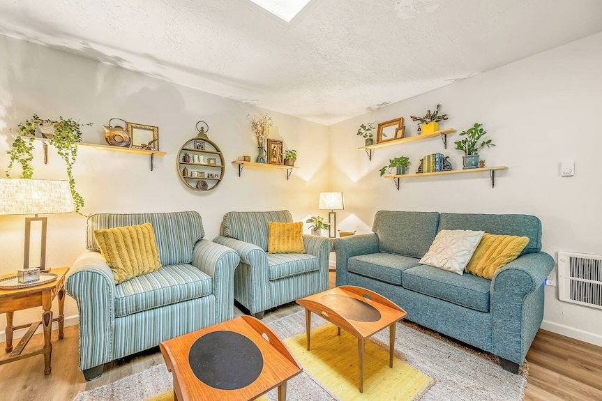 Quiet Cottage W/ Nature Views Bbq & Sauna - Flathead Lake, Cathlamet