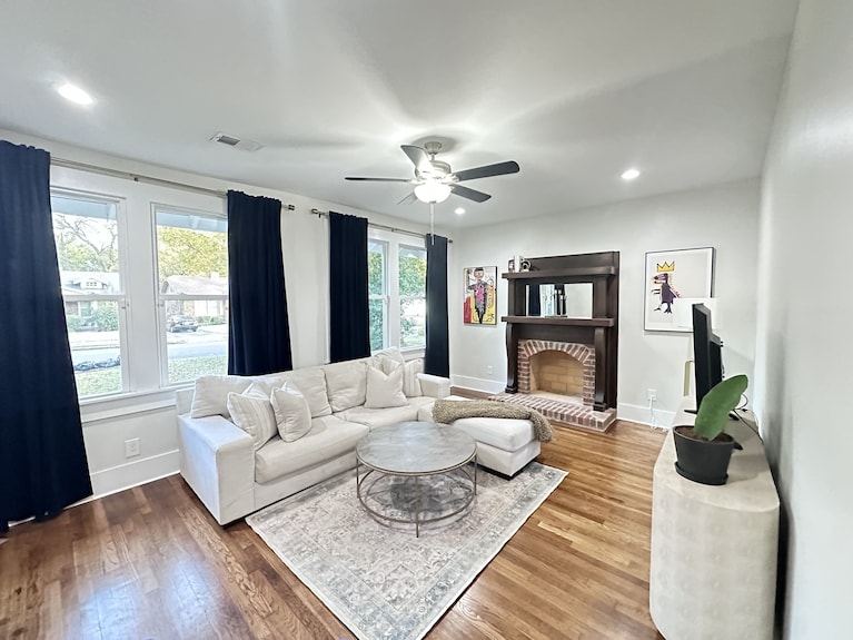 Charming & Spacious Midtown Home - Memphis, TN