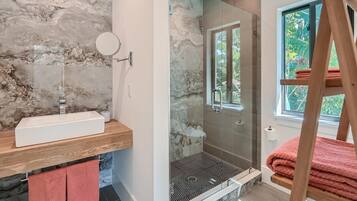 Casa, várias camas (Villa Vogue Vacation Home NEW) | Casa de banho