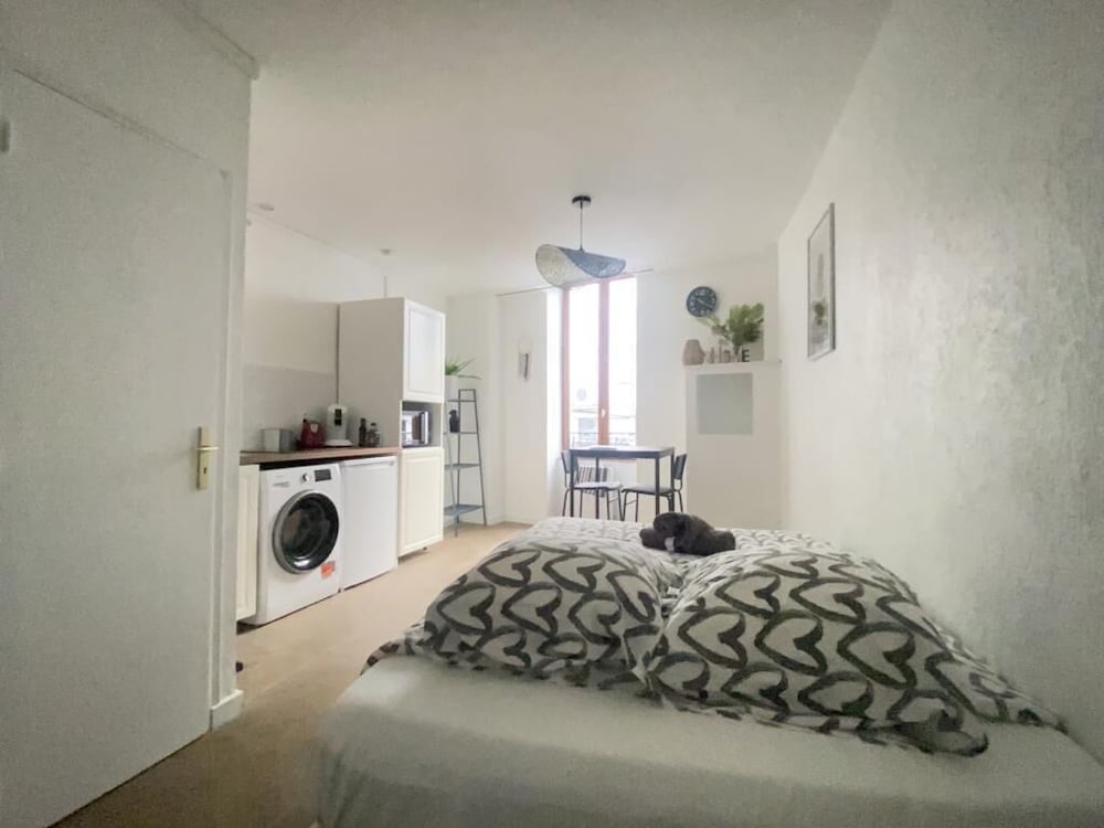 Très Grand Studio à Deux Pas De La Place De Jaude - Clermont-Ferrand