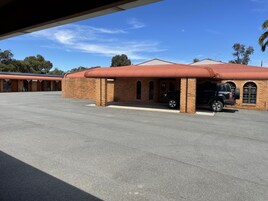 Fachada da propriedade