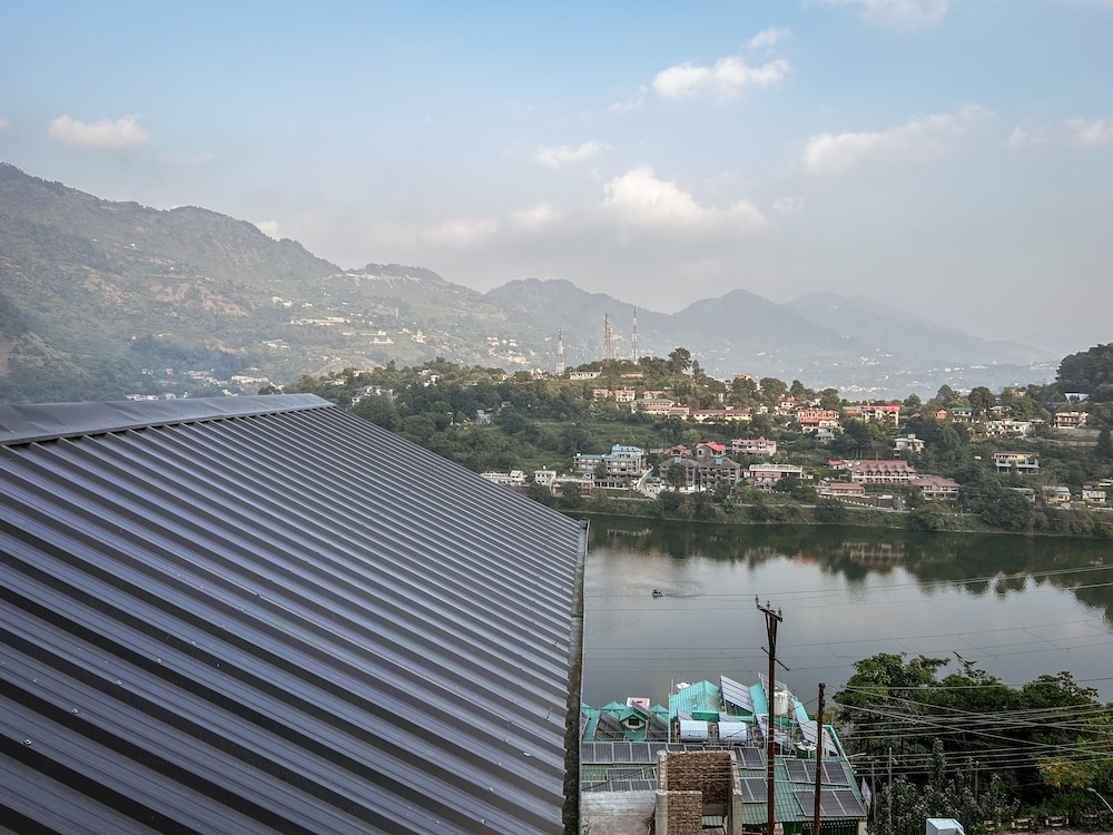 Mohini's Lakeview Cottages - Bhimtal