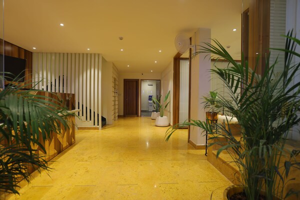 The Grand Uddhav Hotel - Udaipur