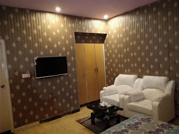 Hotel Defence Inn - Karachi