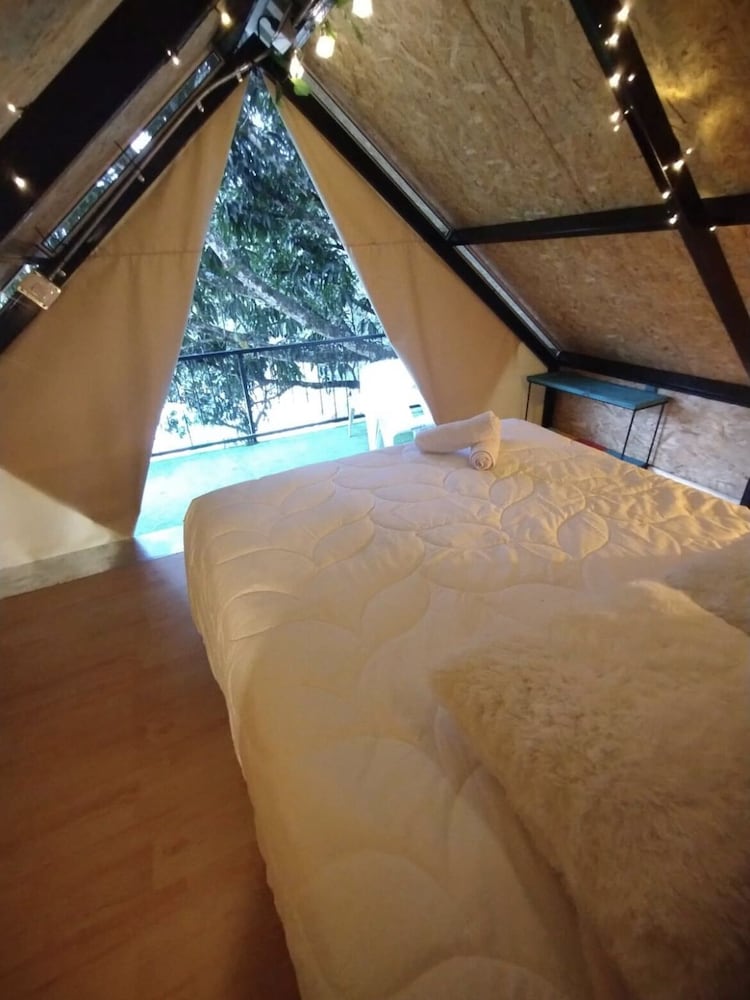 Cabañas Kimitu - La Mesa