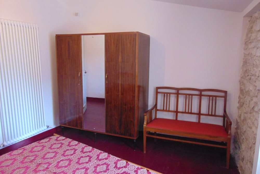 Se051 - Palazzo D'arcevia, Charming Renovated Three-room Apartment - Pergola