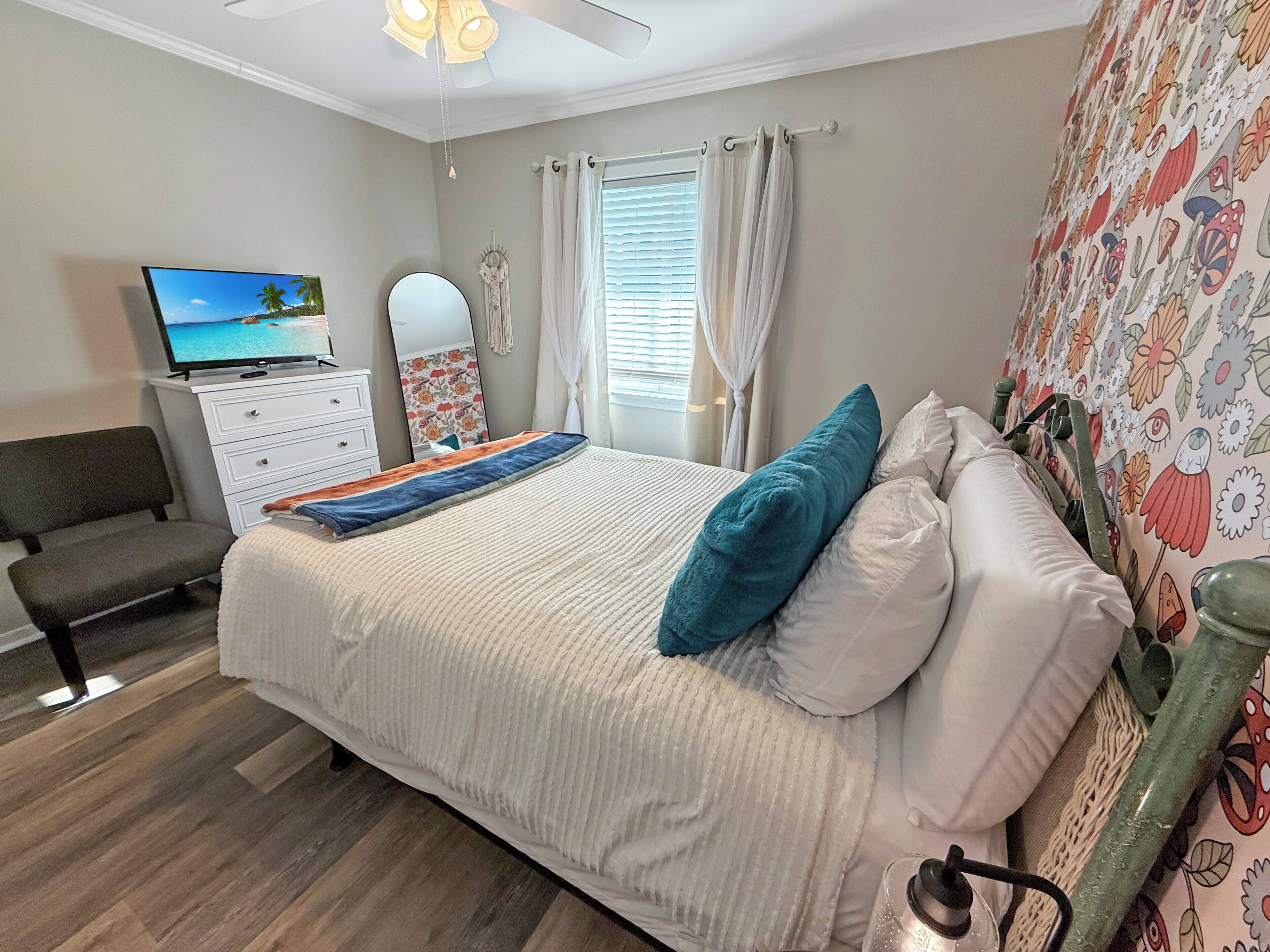 Portabella Paradise  A Whimsical Beach Escape - Carolina Beach