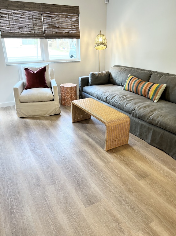 Pet Friendly Beach House - Private Backyard & Outdoor Shower, Steps From Beach - St. 오거스틴 비치