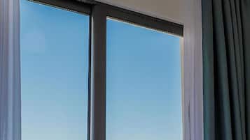 Quarto Quádruplo, vista para o mar | Quartos insonorizados, Wi-fi grátis, roupa de cama fornecida