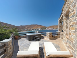 King Suite with Sea View and Hot Tub | Terraço/pátio