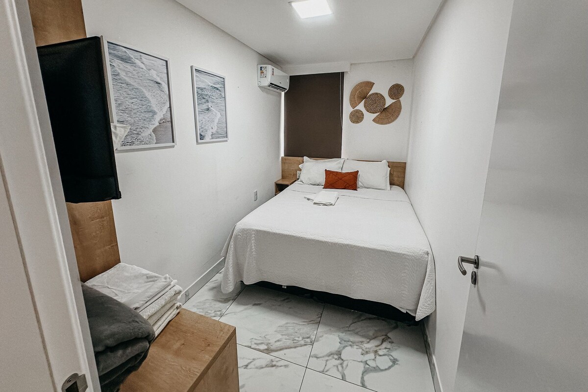 Apartamento Deluxe | Roupa de alta qualidade, camas de colchão pillowtop 