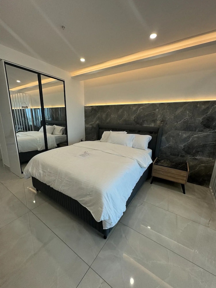 Luxury Studio Apartment 2 at Kass Towers - Accra | Vrbo