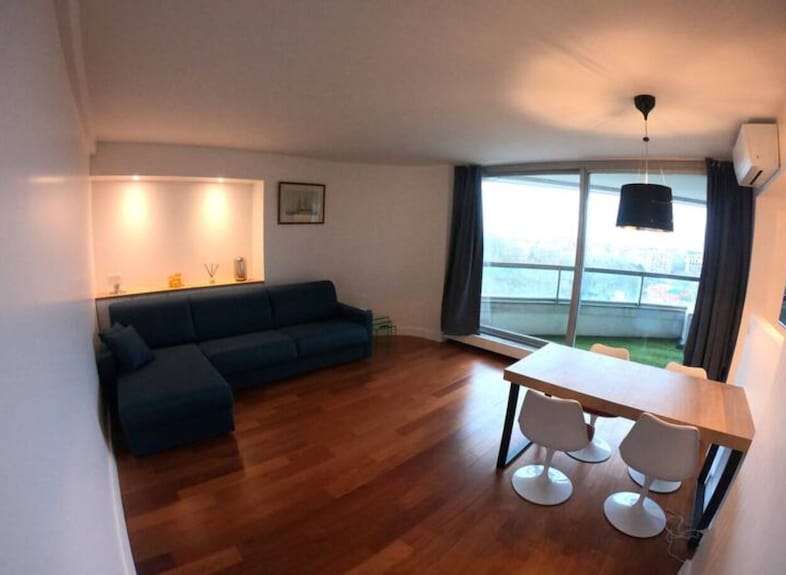 Comfortion Norma - Luxury Suite With A View - Nanterre