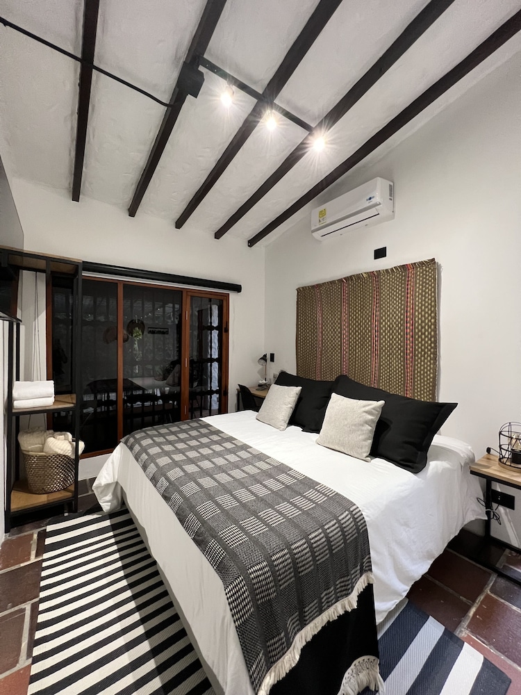 Casa Medallo - Medellín, Colombia