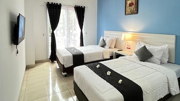 Escrivaninha, Wi-Fi de cortesia, roupa de cama
