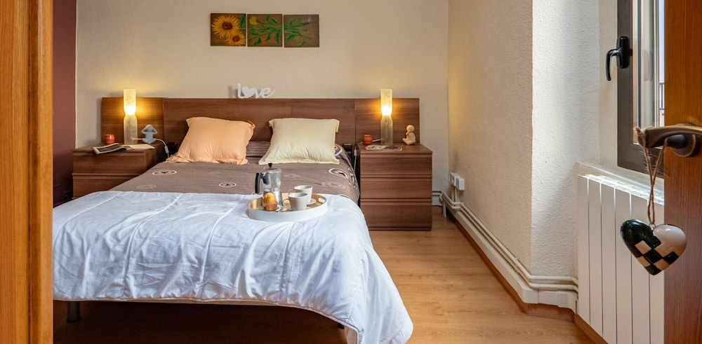 Charming Rustic-modern House With A/c & Wifi, 200m From Beach In Palamós Center - Tamariu