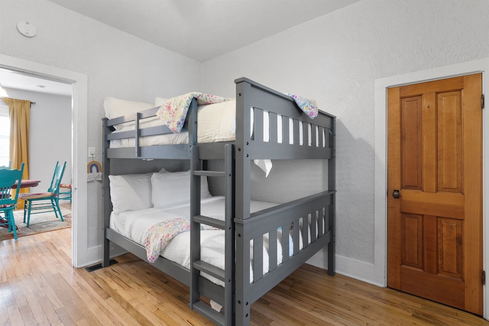 Loveland Boho Bungalow - Loveland, CO