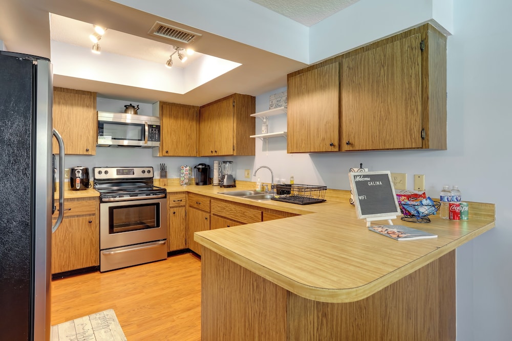 Idyllic Fort Pierce Retreat - Walk To Beach! - Fort Pierce, FL