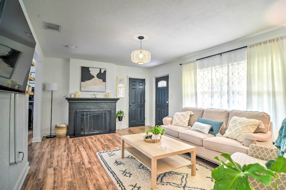 Family-friendly Clearwater Home W/ Game Room! - Dunedin, FL