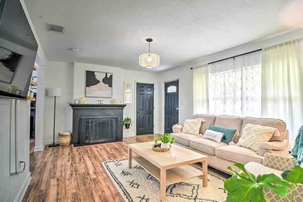 Family-friendly Clearwater Home W/ Game Room! - Clearwater, FL