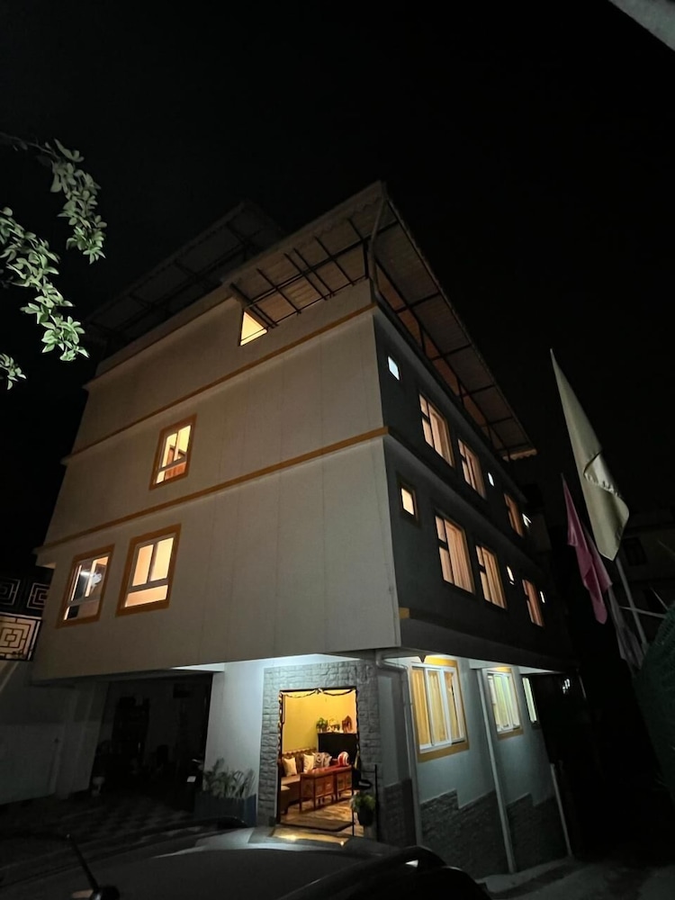 Little Sikkim Inn - Gangtok