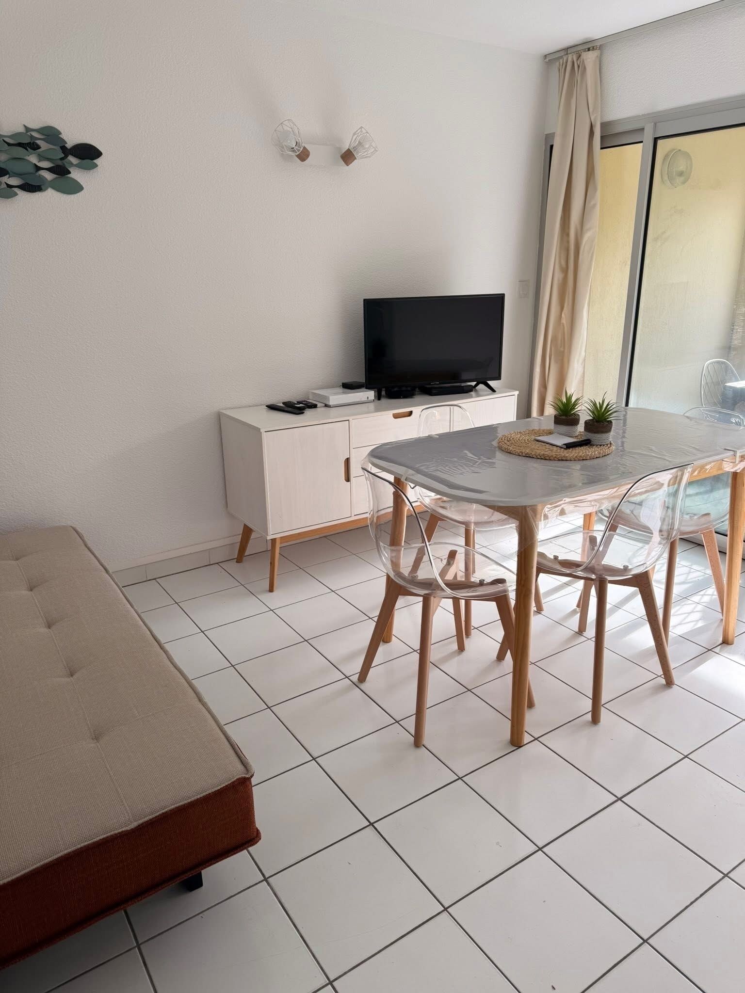 Très Beau P2  Au Cap D Agde Richelieu  5 Mn De La Plage 5 Pers Max Animaux Ok - Le Grau d'Agde