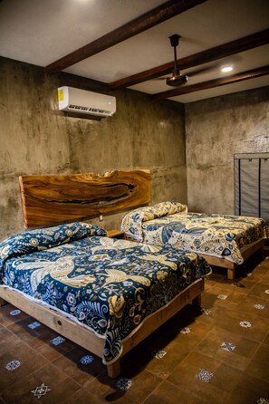 Quarto Superior | Wi-fi grátis, roupa de cama fornecida 