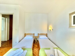 Apartamento conforto, vista para a cidade | 2 quartos, escrivaninha, quartos à prova de som